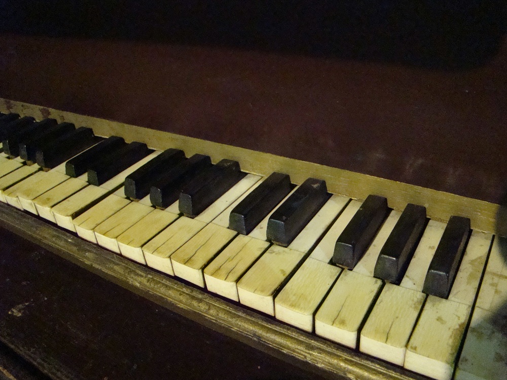 Órgano Portativo o Realejo, Pieza del Mes de diciembre 2017 – Museo de ...